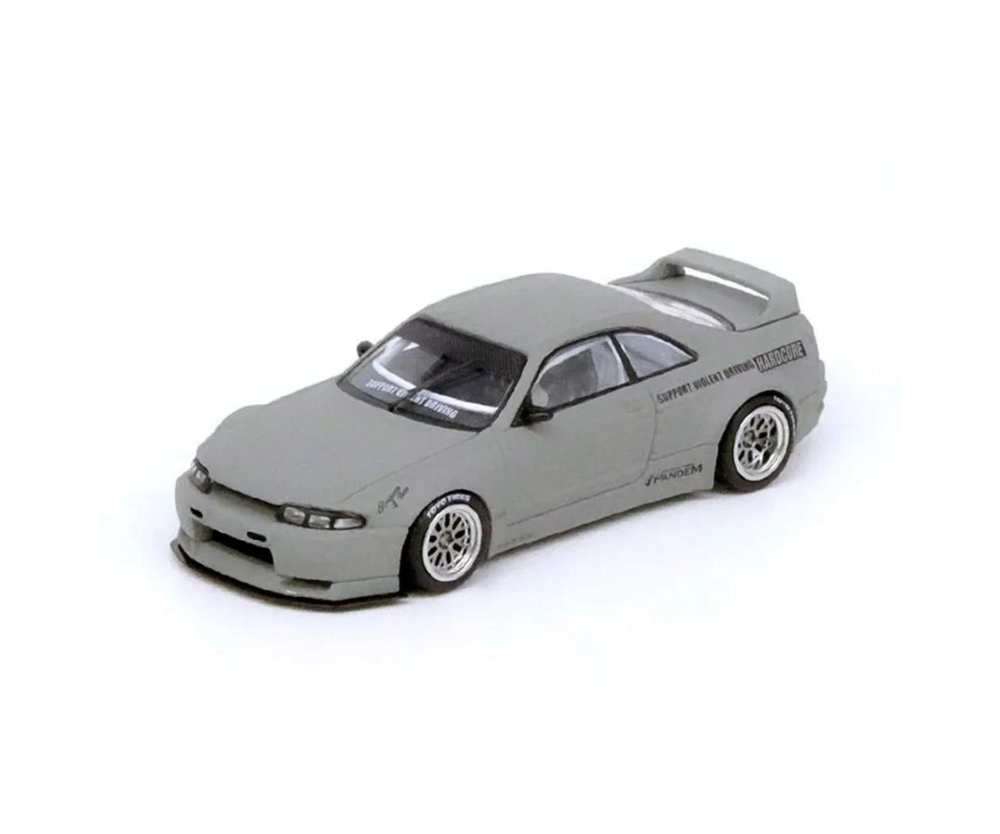 Inno64 Nissan Skyline GT-R (R33) Pandem/Rocket Bunny - DiecastBG